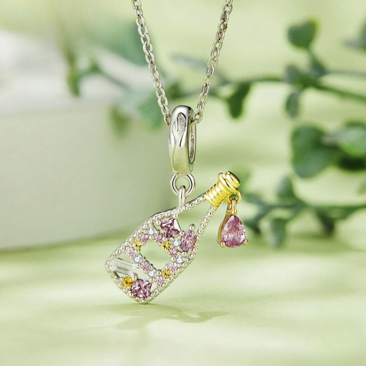 Champagne Bottle Charm 🍾 - Fits Pandora Bracelets – Planet Charms